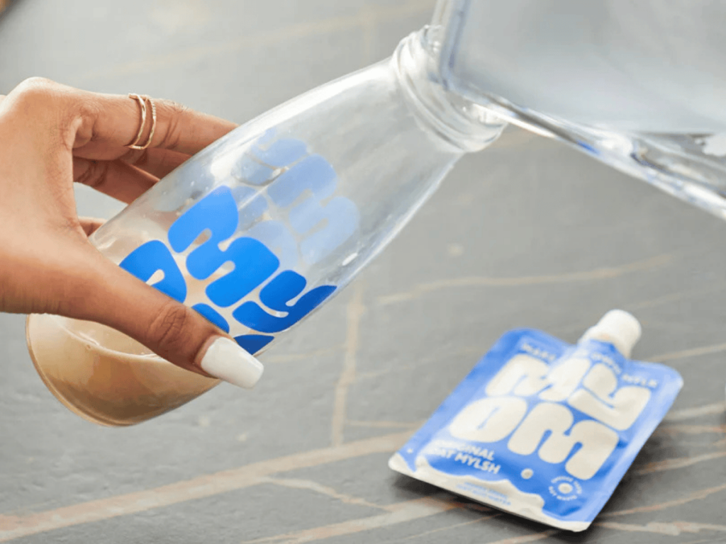 MYOM Review: Is It Worth Making Your Own Oat Milk at Home? - Gymfluencers